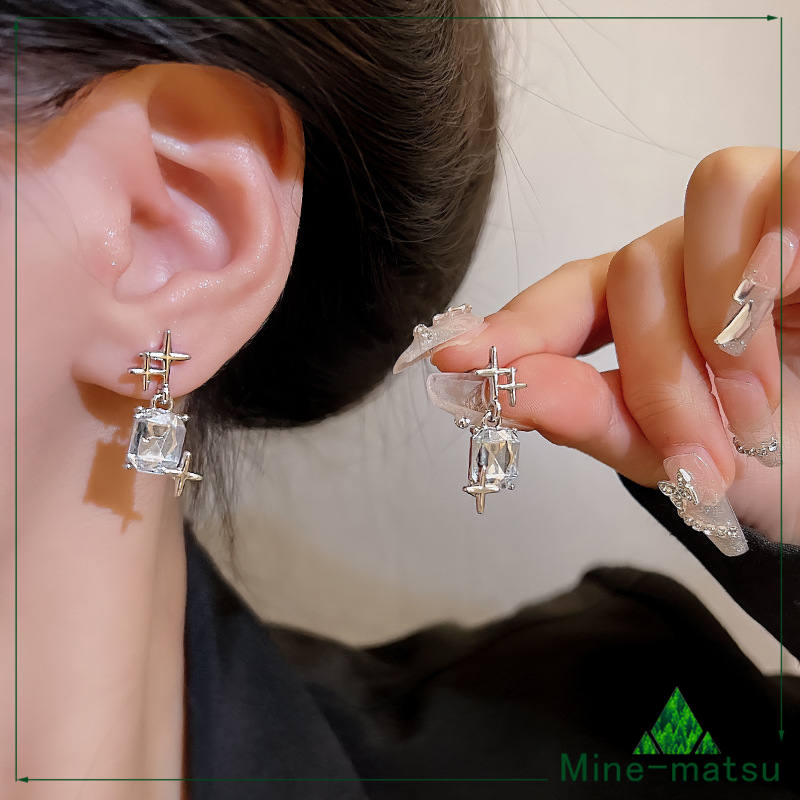 十字架 イヤリング 耳飾り ファッション 設計感 レディース エレガント Mine-matsu (ミネマツ) 問屋・仕入れ・卸・卸売の専門【仕入れならNETSEA】