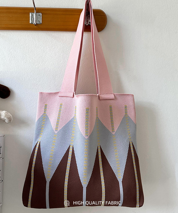 お洒落 カジュアル 幾何学柄 手提げ 肩掛け ニット素材 トートバッグ 全4色 ba0296 有限会社 イーエム 問屋・仕入れ・卸・卸売の専門 ...