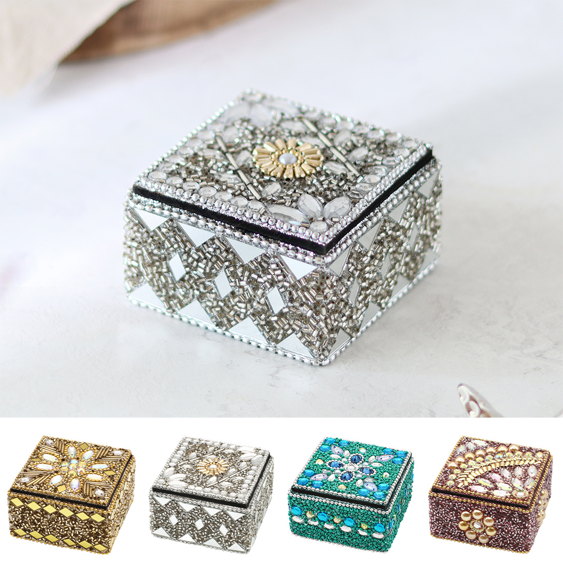 ビーズスクエアボックス[BOX小物入れケースキラキラ アジアンナチュラル24AW] | 卸売・ 問屋・仕入れの専門サイト【NETSEA】