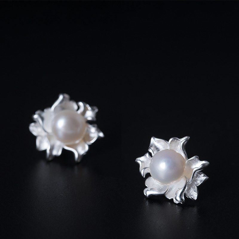 100％S925シルバー 咲き誇り 天然淡水パールピアス 高品質シルバアクセサリー 株式会社MILAI | 卸売・ 問屋・仕入れの専門サイト【NETSEA】