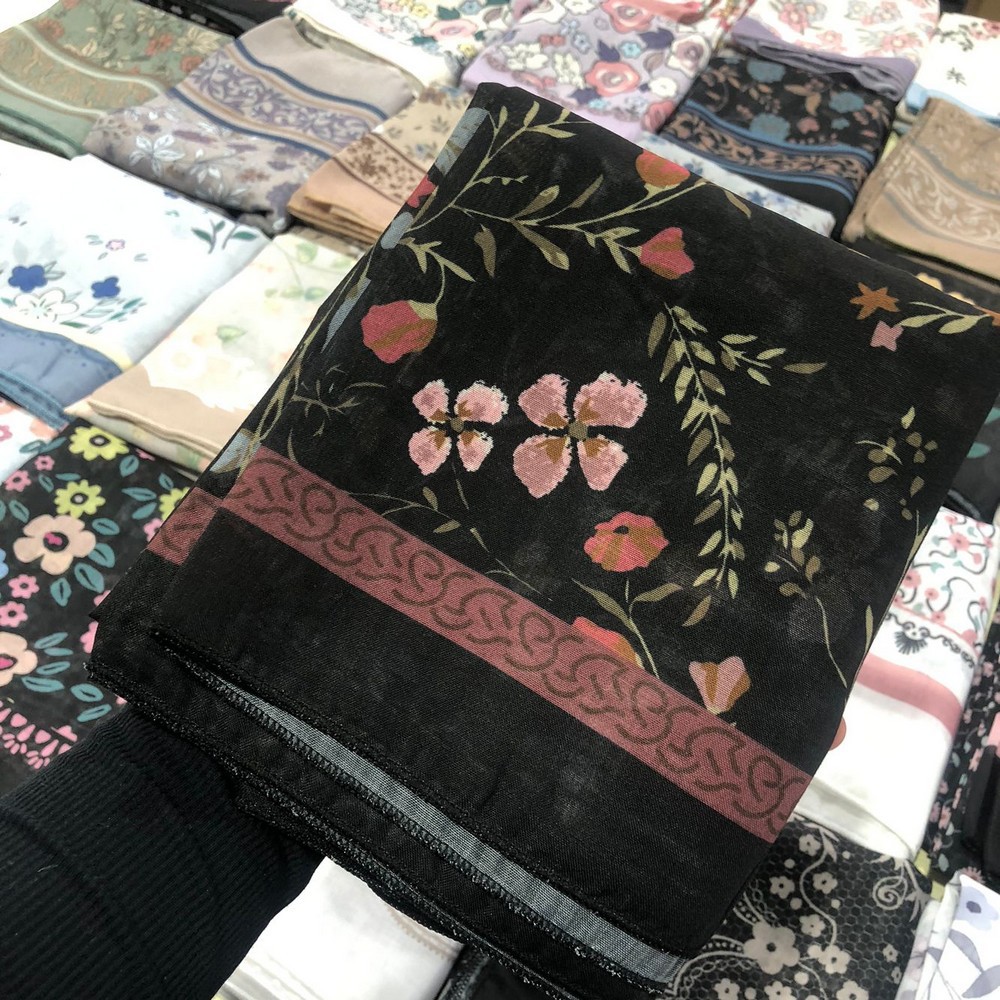 スカーフ ヘッドスカーフ ショール 25 | 卸売・ 問屋・仕入れの専門サイト【NETSEA】