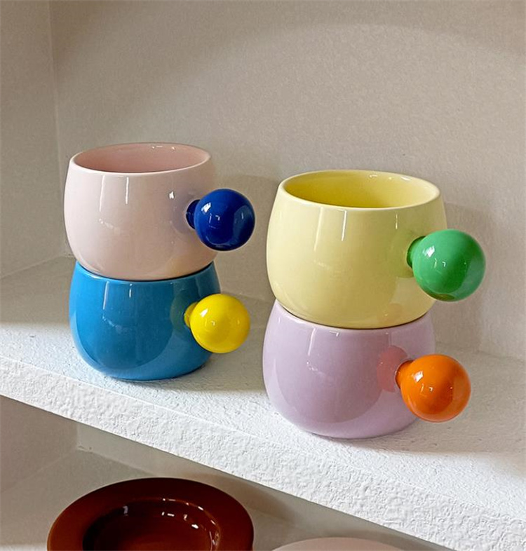 クーポン使用可能 早い者勝ち 浮遊コーヒーカップ 無鉛セラミック製 おしゃれなカップ＆ソーサー 2点セット | 卸売・ 問屋・仕入れの専門 ...