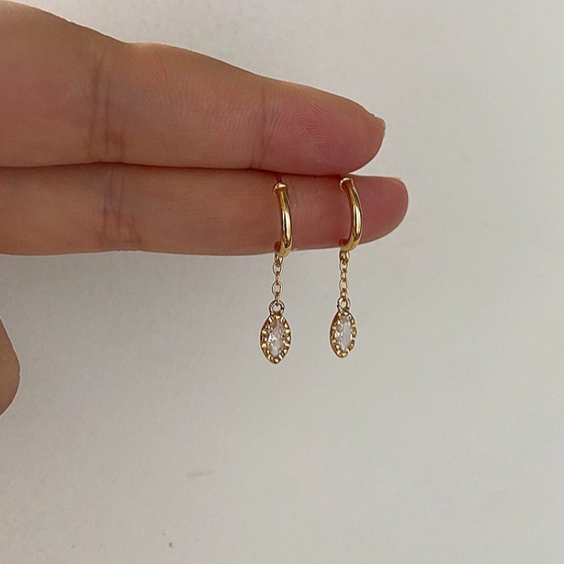 【高品質】S925シルバー 14K金メッキ シンプル小ぶり ダイヤ装飾 マルチに使えるイヤリング | 卸売・ 問屋・仕入れの専門サイト【NETSEA】