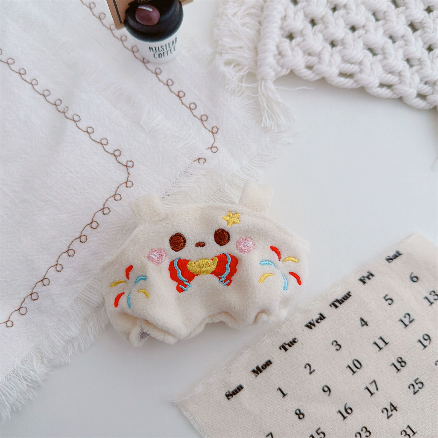 新作 ぬいぐるみ用服 ドール用 着せ替え服 人形doll ミニドール 10cm クリスマス ぬい服 サンタ帽 | 卸売・ 問屋・仕入れの専門サイト【NETSEA】