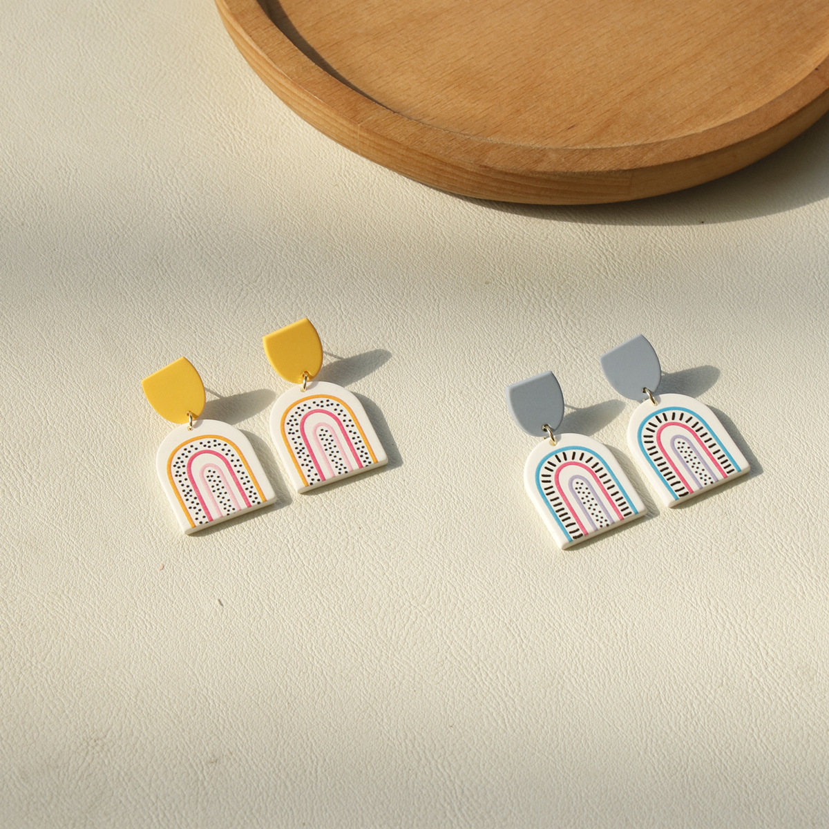 insハワイ風 アクリルピアス 可愛いビーチコーデ 欧米ファッション リゾート 旅行 株式会社 C2Jジャパン 問屋・仕入れ・卸・卸売の専門【仕入れならNETSEA】