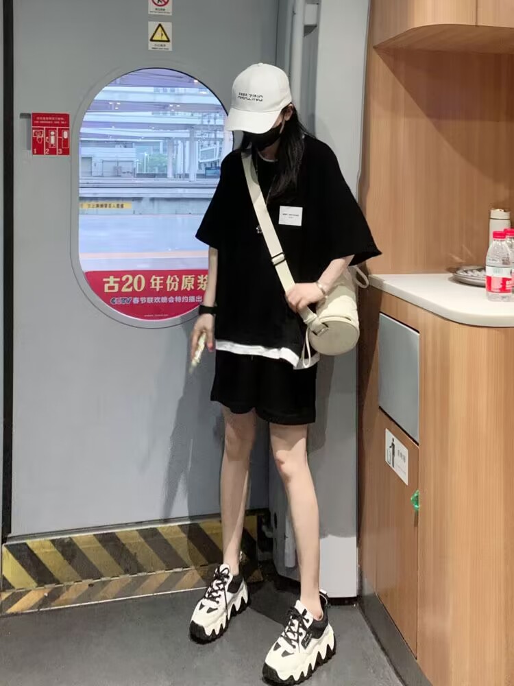 【予約220478】大きいサイズ春夏新作 韓国 レディース ファッション スポーツスーツ 2点 L LL 3L 4L 5L トモニ貿易合同会社 問屋・仕入れ・卸・卸売の専門【仕入れならNETSEA】