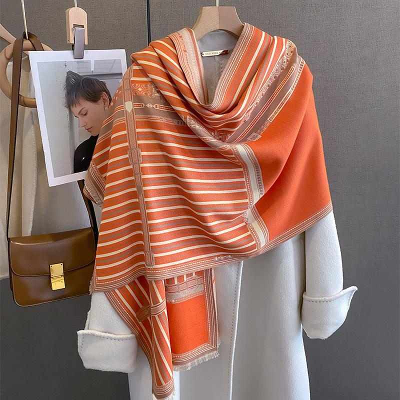 エレガントストール 65*185cm 秋冬 イチョウの葉ショール 韓国ファッション 株式会社 C2Jジャパン 問屋・仕入れ・卸・卸売の専門【仕入れならNETSEA】