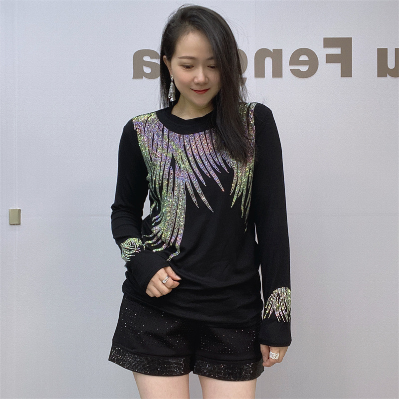 初回送料無料 Tシャツ トップインナー ラインストーン キラキラブラウス 人気上着 Sommy 株式会社 問屋・仕入れ・卸・卸売の専門【仕入れならNETSEA】