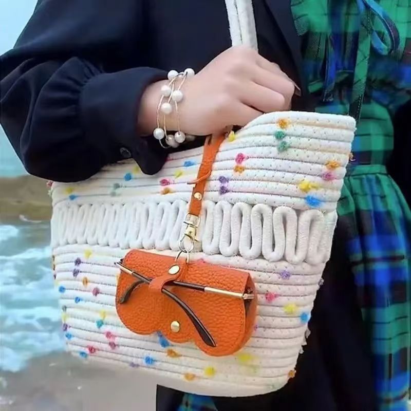 ダイヤモンドインレイ PUレザー眼鏡ケース、携帯用サングラス・メガネ保護カバー | 卸売・ 問屋・仕入れの専門サイト【NETSEA】