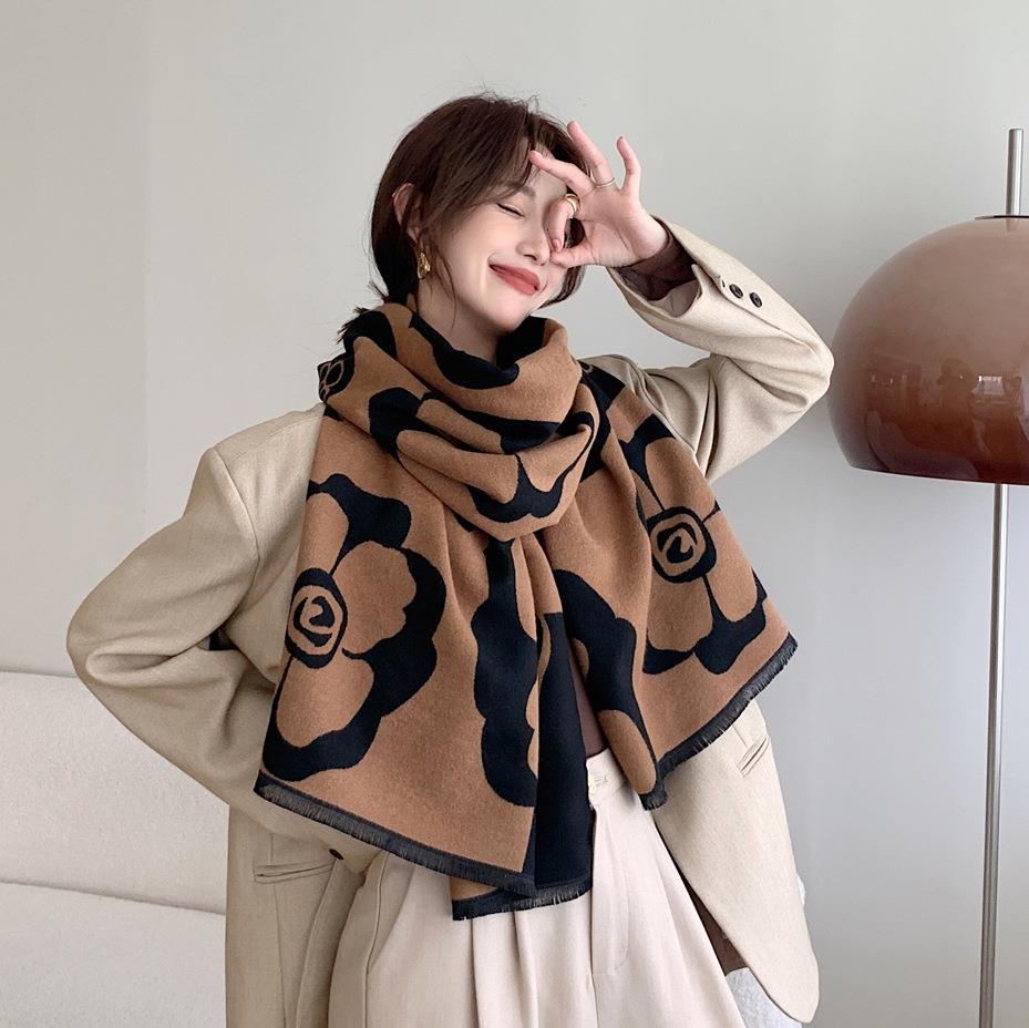 マフラー レディース 花柄 65*185cm 秋 冬 カシミヤライク 厚手 株式会社 C2Jジャパン 問屋・仕入れ・卸・卸売の専門【仕入れならNETSEA】