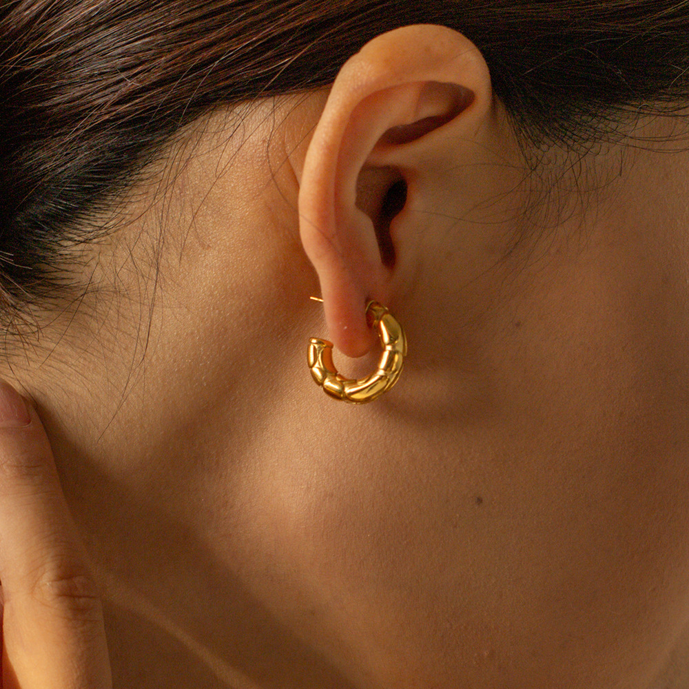 2023.10★レディースアクセサリー★ピアス★k18 桓宇国際貿易 株式会社 問屋・仕入れ・卸・卸売の専門【仕入れならNETSEA】