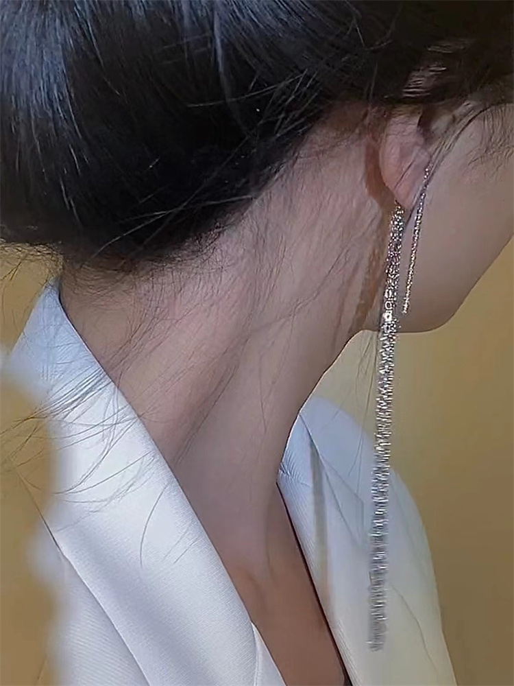 2024FW 今年大人気 激安セール ロングピアス フリンジピアス ギャザリング 金属風ピアス 両着用 | 卸売・ 問屋・仕入れの専門サイト ...