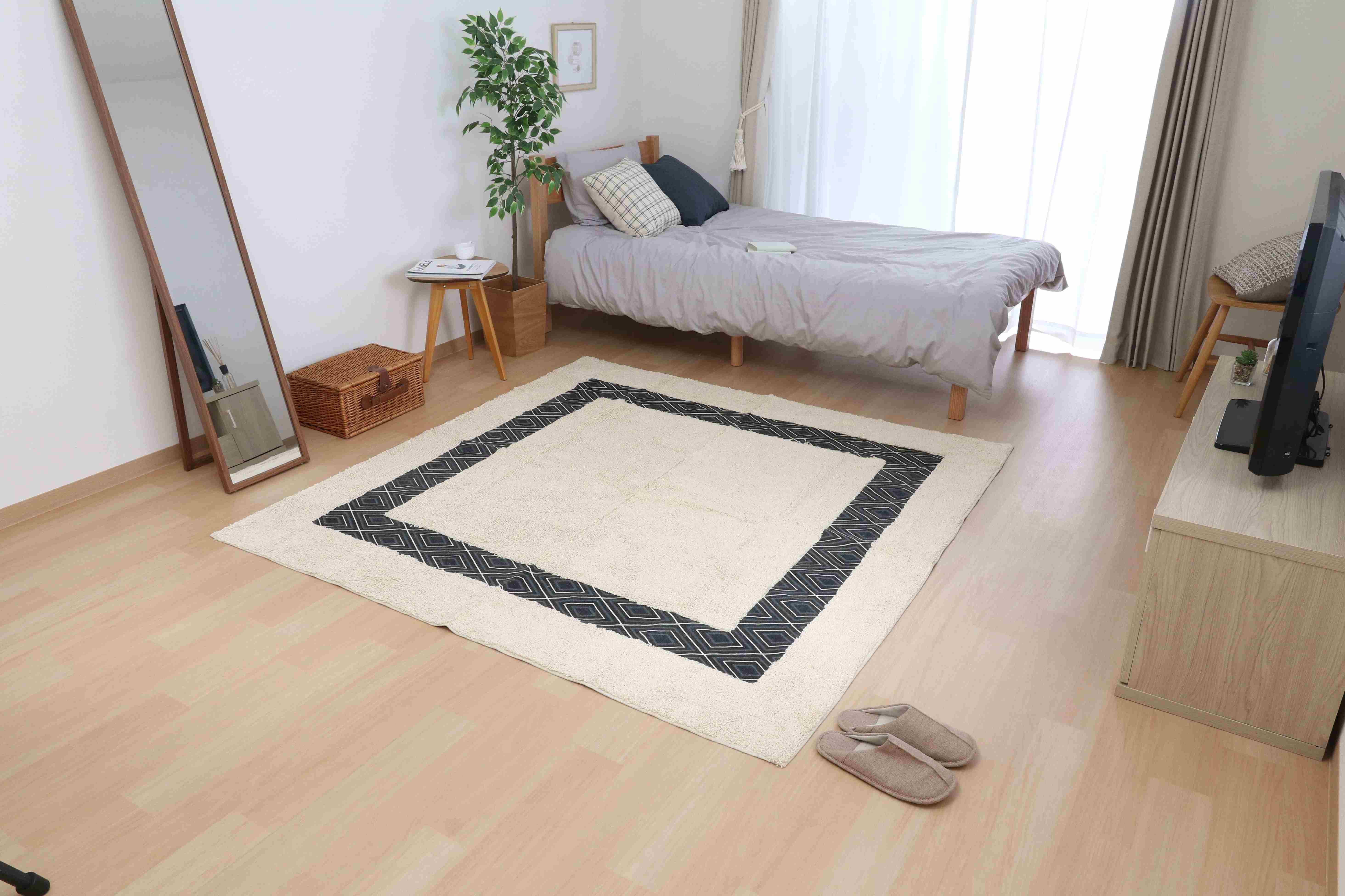 コットンラグ ETHNIC 185×185cm WH*BK | 卸売・ 問屋・仕入れの専門サイト【NETSEA】