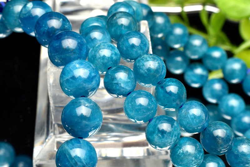 高発色 ブルーアパタイト 9.5mm ブレスレット 1個売り _BG5879-95 | 卸売・ 問屋・仕入れの専門サイト【NETSEA】