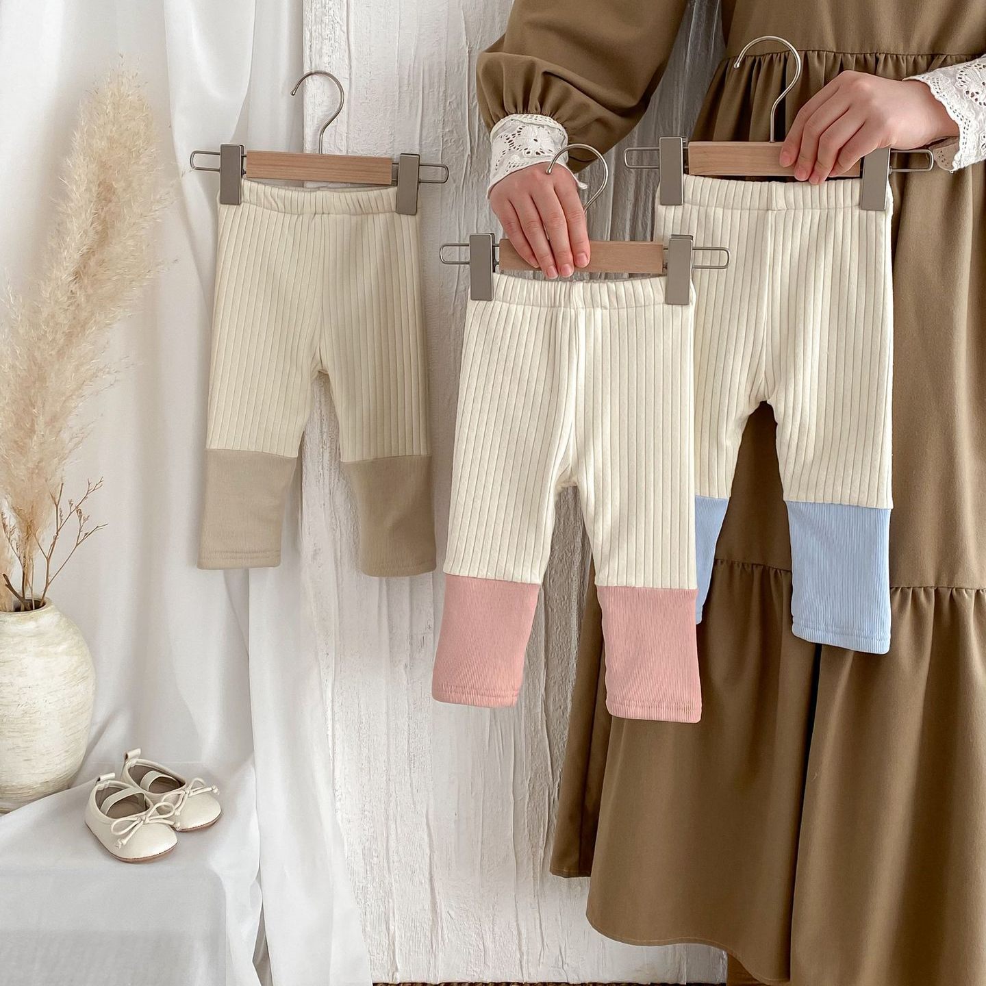 ★BaBy★ ベビーレギンスパンツ 66~100cm ダブルカラー起毛パンツ 韓国ベビー服 合同会社ジェオンシー | 卸売・ 問屋・仕入れの専門サイト【NETSEA】