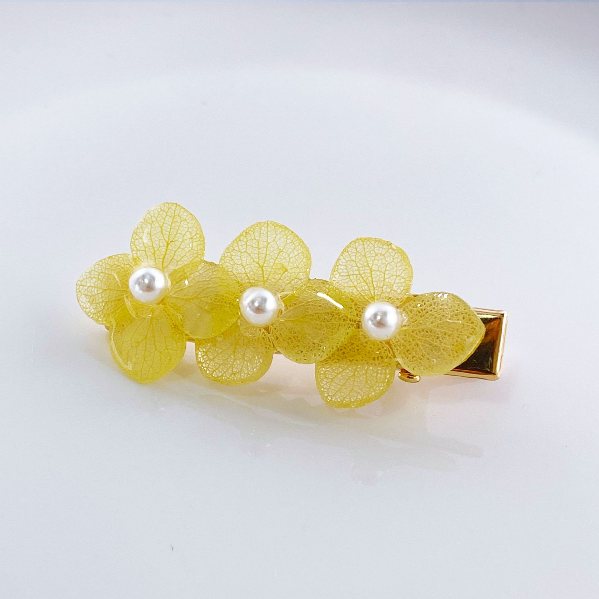 ハンドメイドヘアアクセサリー 本物の花バレッタ バンスクリップ ヘアクリップ JS-65 | 卸売・ 問屋・仕入れの専門サイト【NETSEA】