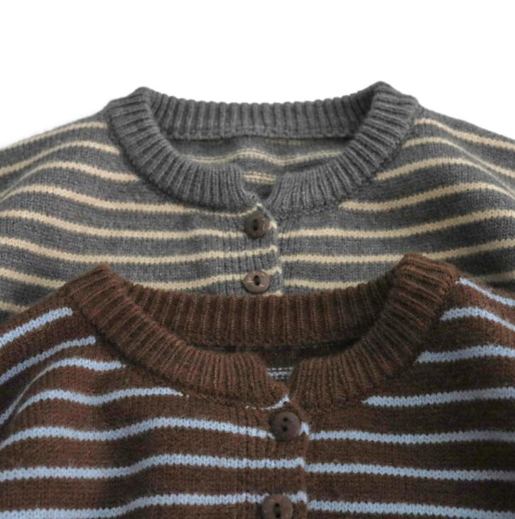 2025秋冬新作★韓国風子供服★ベビー服 ★キッズ服★アパレル★トップス★ニット 丸首のセーター 80-130 | 卸売・ 問屋・仕入れの専門サイト【NETSEA】