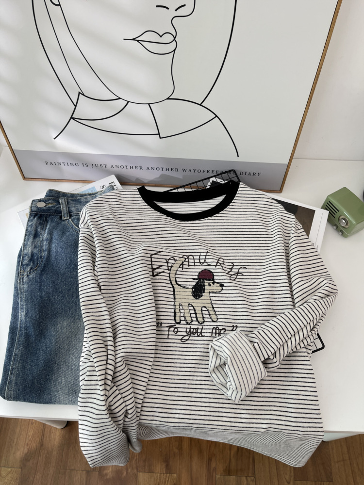 2025秋冬新作 レディース 女 長袖 丸首 ボーダー柄 プリント Tシャツ トップス インナー | 卸売・ 問屋・仕入れの専門サイト【NETSEA】